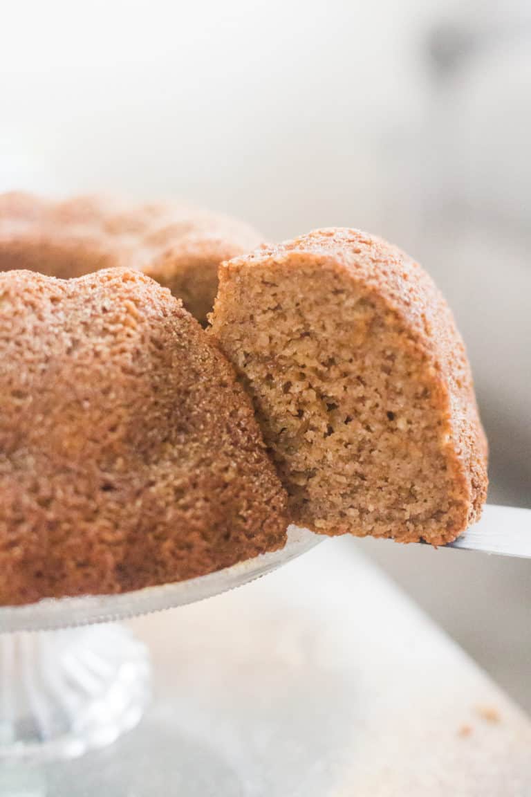 Keto Gingerbread Cake - The Hungry Elephant